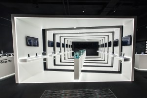 embedded lighting: samsung pop-up store – Lucept