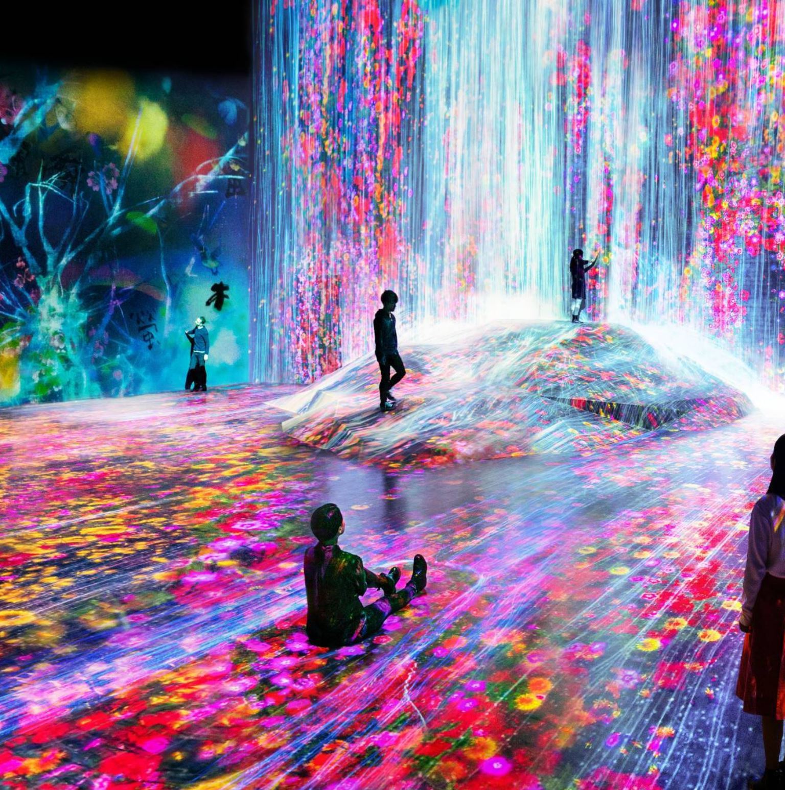 teamlab: borderless – Lucept